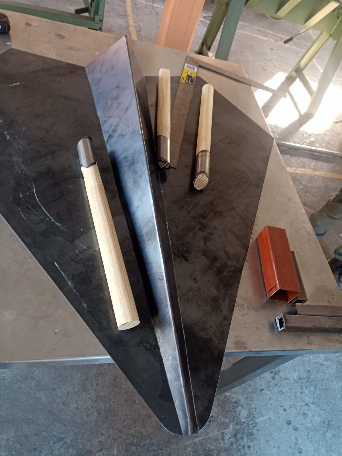 Taller de Diseño Industrial III (Plásticos y Paile) #ProyectosESCAT